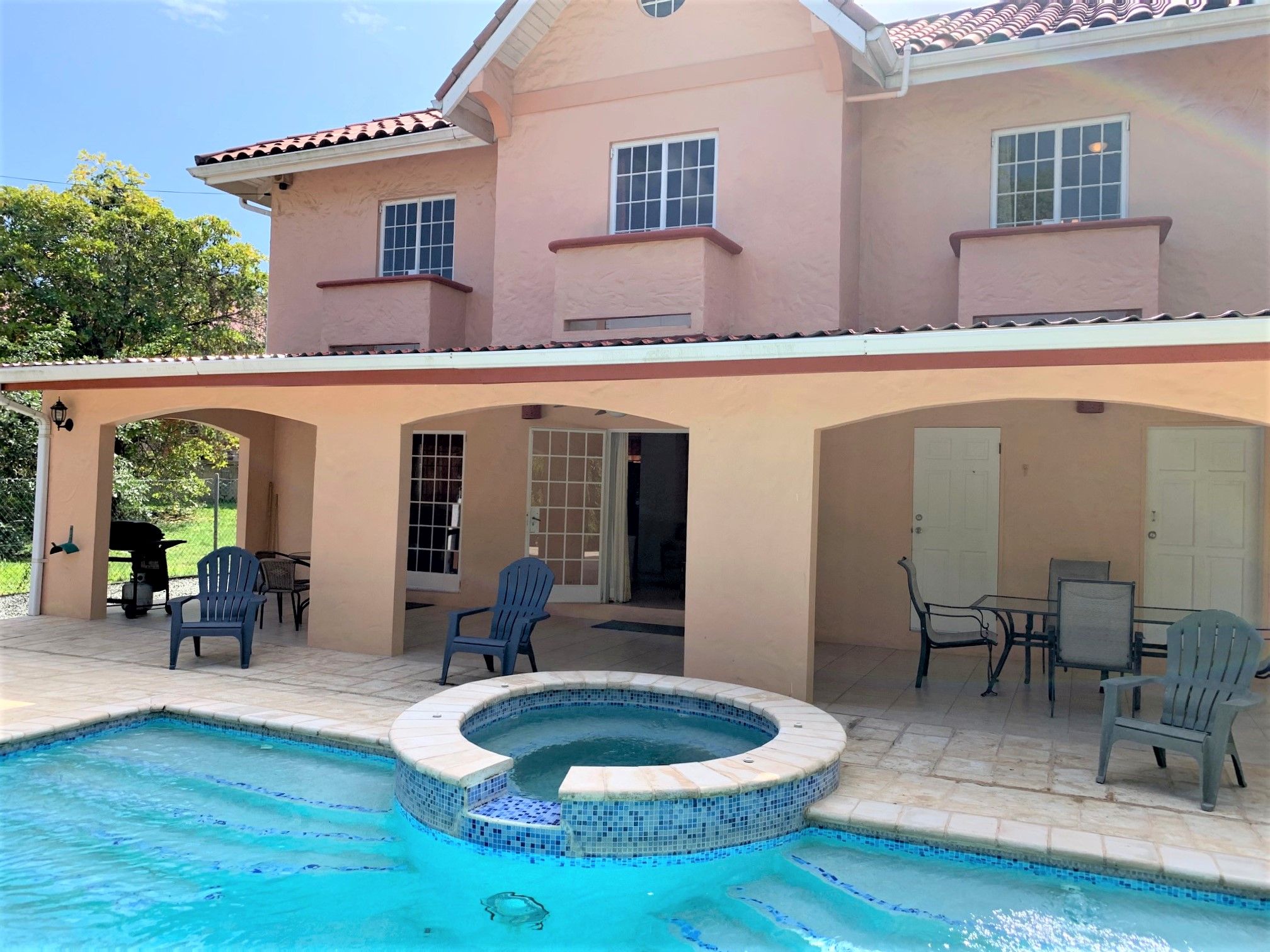 Coral Breeze - Caribbean Estates